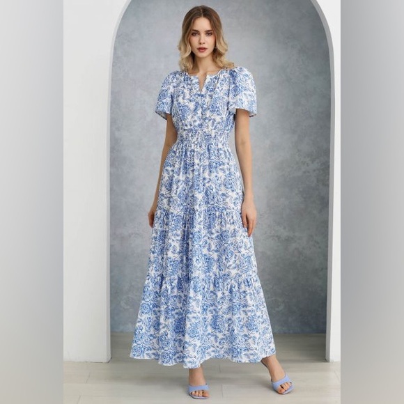 Chicwish | Dresses | Chicwish Ebullient Blue Flower Printed Maxi Dress ...